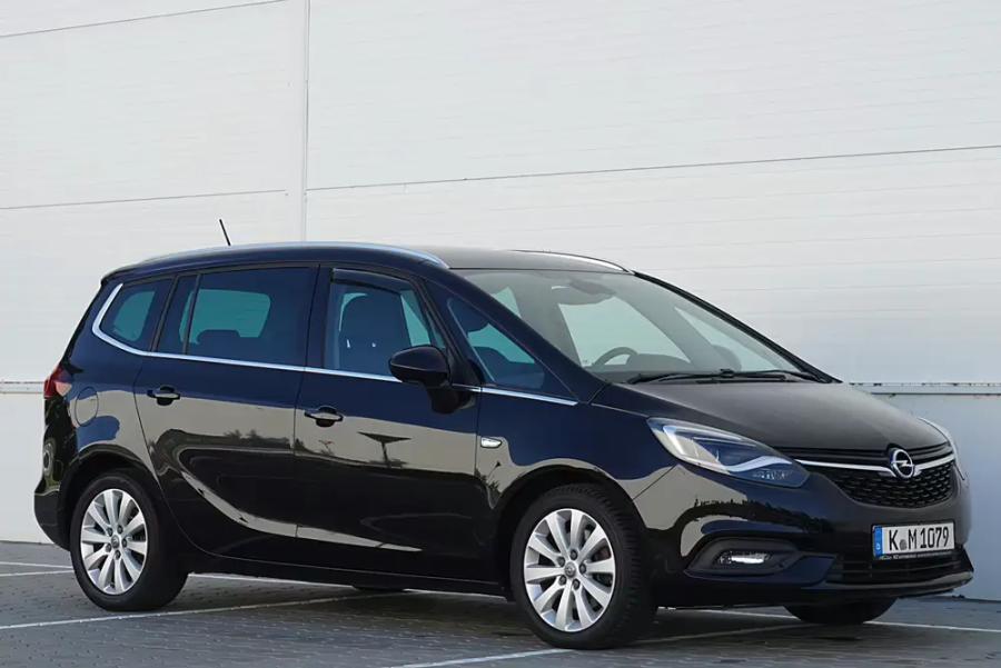 Melns Opel Zafira 2018 Rīga, ar dzinēja tilpumu 2.00 L un nobraukumu 177 tūkst. km par 7600 €, foto 14 vietnē AUTOMOTO.COM.LV