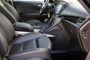 Melns Opel Zafira 2018 Rīga, ar dzinēja tilpumu 2.00 L un nobraukumu 177 tūkst. km par 7600 €, foto 15 vietnē AUTOMOTO.COM.LV