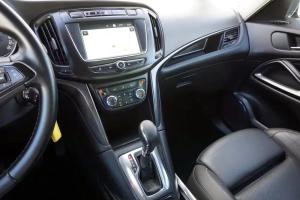 Melns Opel Zafira 2018 Rīga, ar dzinēja tilpumu 2.00 L un nobraukumu 177 tūkst. km par 7600 €, foto 26 vietnē AUTOMOTO.COM.LV