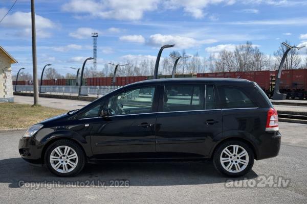 Melns Opel Zafira 2008 Valga, ar dzinēja tilpumu 1.90 L un nobraukumu 224 tūkst. km par 1900 €, foto 5 vietnē AUTOMOTO.COM.LV