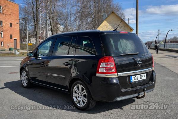 Melns Opel Zafira 2008 Valga, ar dzinēja tilpumu 1.90 L un nobraukumu 224 tūkst. km par 1900 €, foto 6 vietnē AUTOMOTO.COM.LV