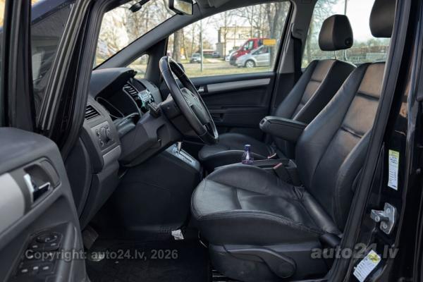Melns Opel Zafira 2008 Valga, ar dzinēja tilpumu 1.90 L un nobraukumu 224 tūkst. km par 1900 €, foto 9 vietnē AUTOMOTO.COM.LV