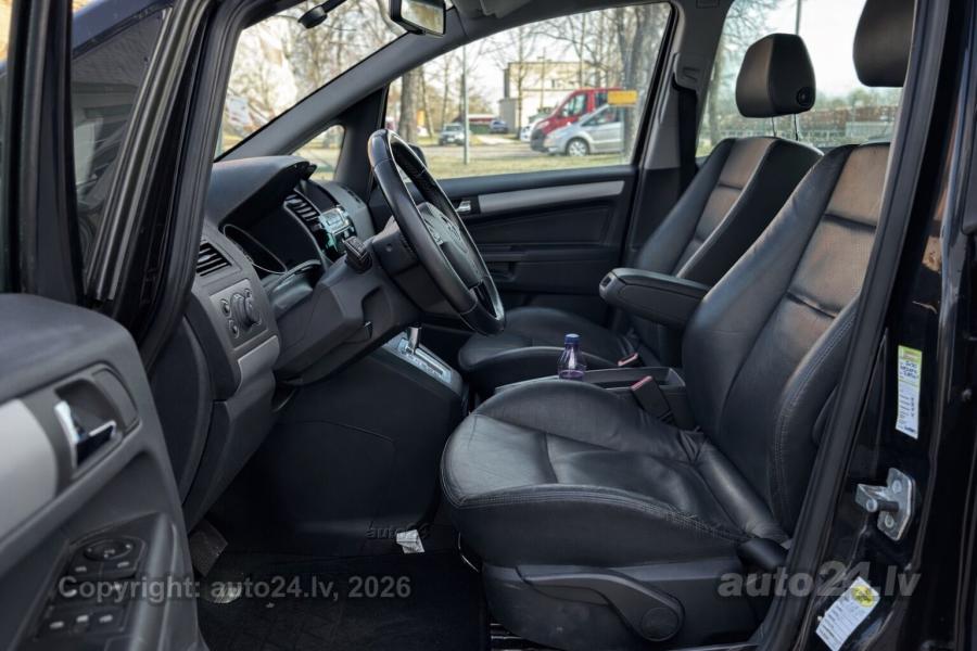 Black Opel Zafira 2008 in Valga, with an engine capacity of 1.90 L and mileage of 224 thousand km for 1900 €, photo 10 on AUTOMOTO.COM.LV