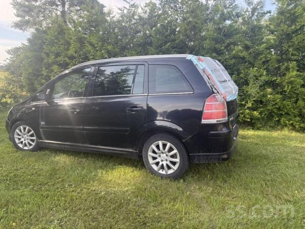 Melns Opel Zafira 2008 Rīga, ar dzinēja tilpumu 1.90 L un nobraukumu 301 tūkst. km par 850 €, foto 4 vietnē AUTOMOTO.COM.LV