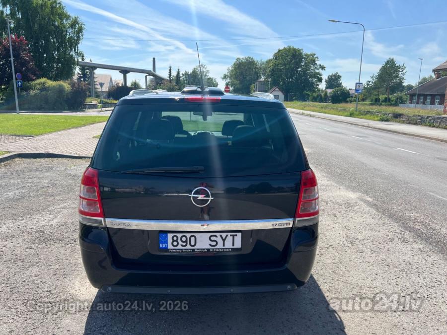 Black Opel Zafira 2008 in Paide, with an engine capacity of 1.70 L and mileage of 236 thousand km for 2299 €, photo 5 on AUTOMOTO.COM.LV