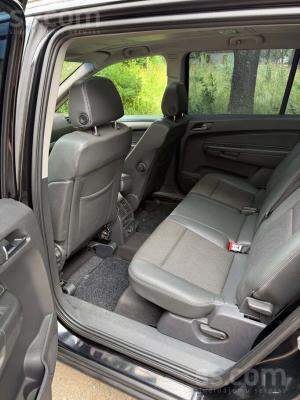 Melns Opel Zafira 2008 Rēzekne, ar dzinēja tilpumu 1.90 L un nobraukumu 389 tūkst. km par 1350 €, foto 7 vietnē AUTOMOTO.COM.LV