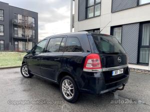 Black Opel Zafira 2009 in Tartu, with an engine capacity of 1.60 L and mileage of 200 thousand km for 2199 €, photo 2 on AUTOMOTO.COM.LV