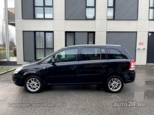 Black Opel Zafira 2009 in Tartu, with an engine capacity of 1.60 L and mileage of 200 thousand km for 2199 €, photo 6 on AUTOMOTO.COM.LV