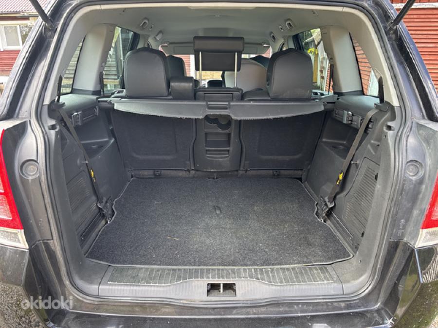 Melns Opel Zafira 2010 Pērnava, ar dzinēja tilpumu 2.00 L un nobraukumu 211 tūkst. km par 4899 €, foto 9 vietnē AUTOMOTO.COM.LV