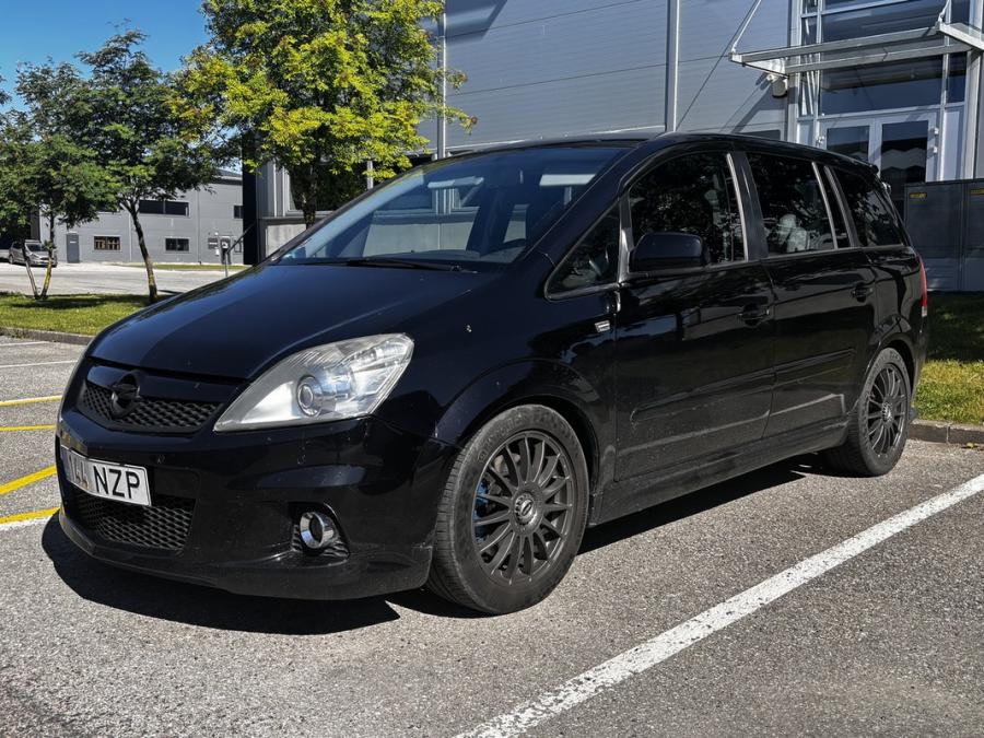 Melns Opel Zafira 2010 Pērnava, ar dzinēja tilpumu 2.00 L un nobraukumu 211 tūkst. km par 4899 €, foto 17 vietnē AUTOMOTO.COM.LV