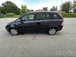 Melns Opel Zafira 2010 Jelgava, ar dzinēja tilpumu 1.70 L un nobraukumu 274 tūkst. km par 3300 €, foto 9 vietnē AUTOMOTO.COM.LV