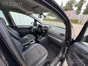Melns Opel Zafira 2010 Jelgava, ar dzinēja tilpumu 1.70 L un nobraukumu 274 tūkst. km par 3300 €, foto 13 vietnē AUTOMOTO.COM.LV