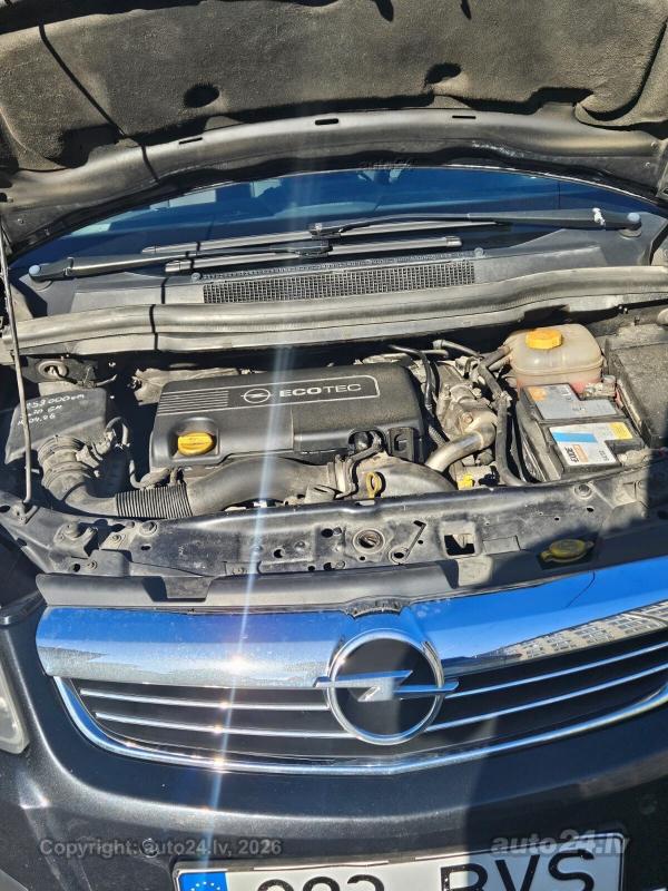 Melns Opel Zafira 2012 Tallina, ar dzinēja tilpumu 1.70 L un nobraukumu 266 tūkst. km par 3500 €, foto 8 vietnē AUTOMOTO.COM.LV
