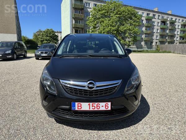 Melns Opel Zafira 2013 Ventspils, ar dzinēja tilpumu 2.00 L un nobraukumu 350 tūkst. km par 5700 €, foto 2 vietnē AUTOMOTO.COM.LV