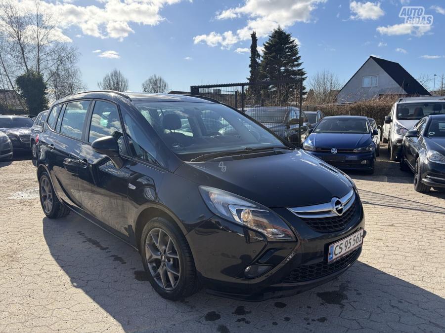 Melns Opel Zafira 2013 Viļņa, ar dzinēja tilpumu 2.00 L un nobraukumu 345 tūkst. km par 3800 €, foto 3 vietnē AUTOMOTO.COM.LV