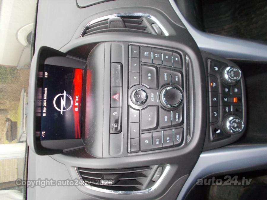 Black Opel Zafira 2014 in Tallinn, with an engine capacity of 1.60 L and mileage of 348 thousand km for 4950 €, photo 8 on AUTOMOTO.COM.LV