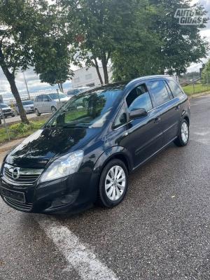 Black Opel Zafira 2014 in Marijampole, with an engine capacity of 1.80 L and mileage of 165 thousand km for 3550 €, photo  on AUTOMOTO.COM.LV