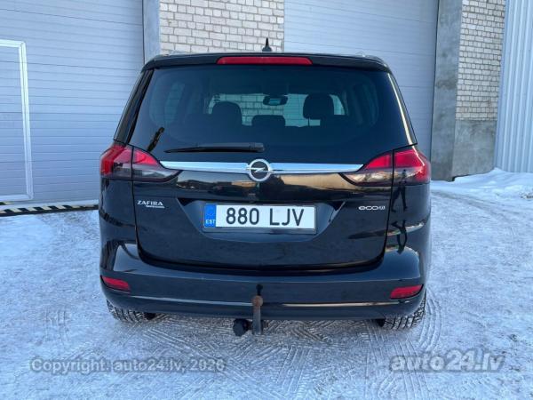 Black Opel Zafira 2015 in Paide, with an engine capacity of 1.60 L and mileage of 283 thousand km for 6300 €, photo 7 on AUTOMOTO.COM.LV