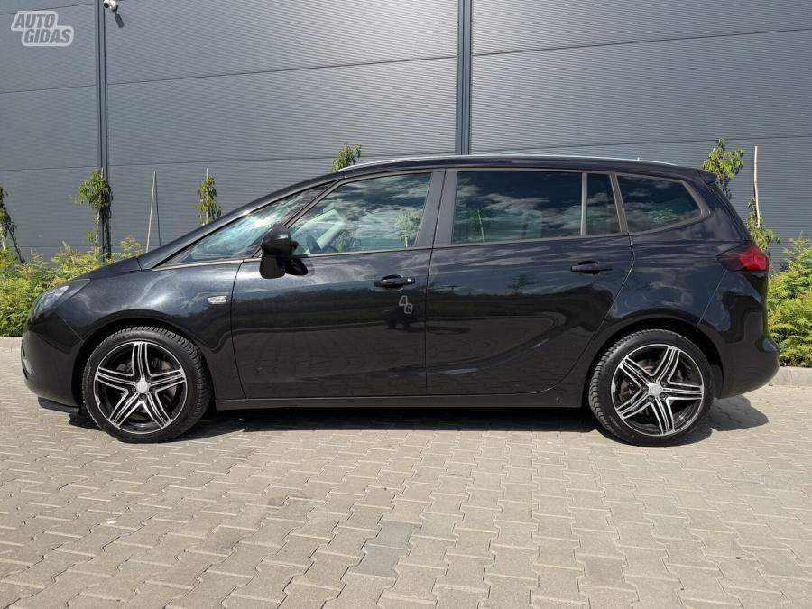 Melns Opel Zafira 2015 Viļņa, ar dzinēja tilpumu 2.00 L un nobraukumu 160 tūkst. km par 6900 €, foto 4 vietnē AUTOMOTO.COM.LV
