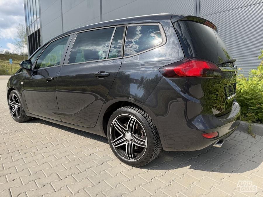 Melns Opel Zafira 2015 Viļņa, ar dzinēja tilpumu 2.00 L un nobraukumu 160 tūkst. km par 6900 €, foto 5 vietnē AUTOMOTO.COM.LV