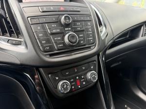 Melns Opel Zafira 2015 Viļņa, ar dzinēja tilpumu 2.00 L un nobraukumu 160 tūkst. km par 6900 €, foto 13 vietnē AUTOMOTO.COM.LV