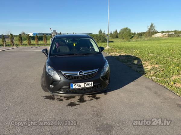 Opel Zafira 2015 Rakvere vietnē Melns Opel Zafira 2015 Rakvere, ar dzinēja tilpumu 2.00 L un nobraukumu 230 tūkst. km par 7777 €, foto 1 vietnē AUTOMOTO.COM.LV