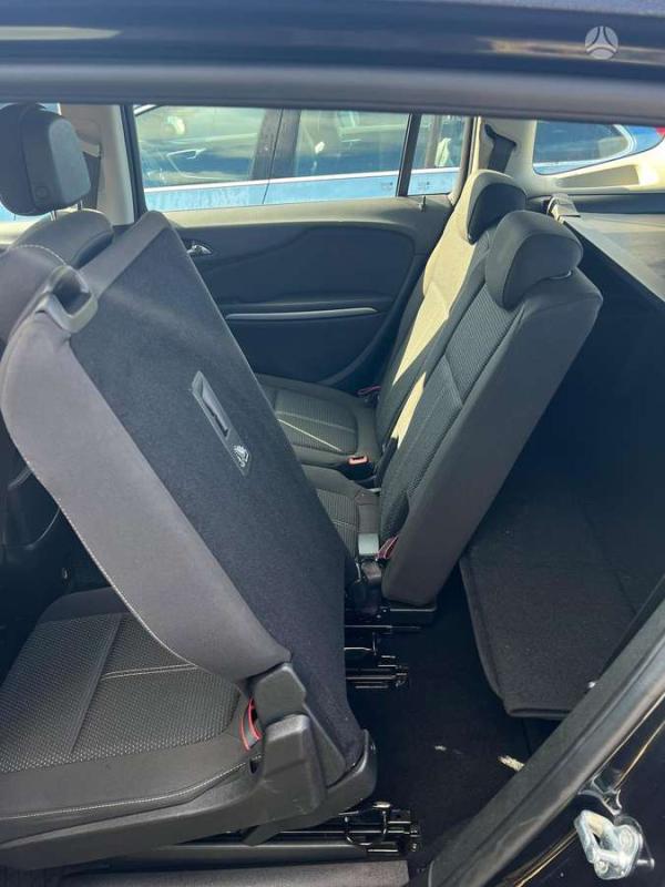 Melns Opel Zafira 2016 Gargždai, ar dzinēja tilpumu 2.00 L un nobraukumu 245 tūkst. km par 8700 €, foto 9 vietnē AUTOMOTO.COM.LV