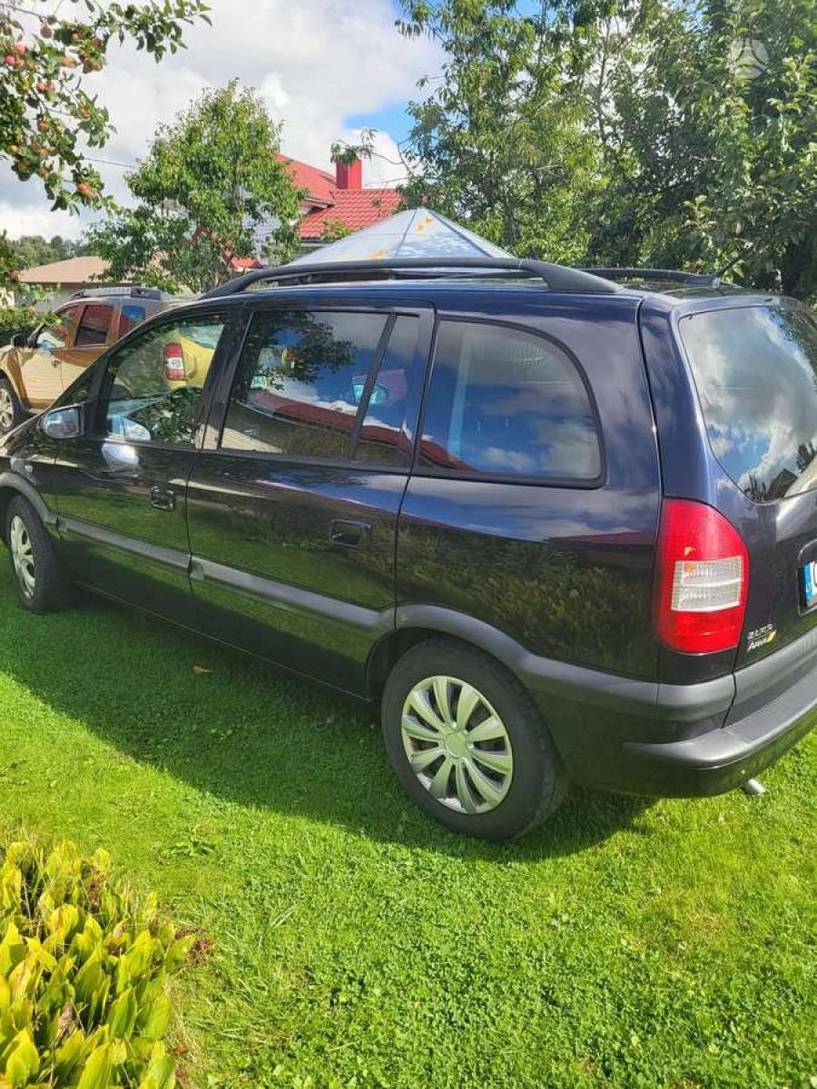 Blue Opel Zafira 2003 in Klaipeda, with an engine capacity of 1.80 L and mileage of 307 thousand km for 990 €, photo 5 on AUTOMOTO.COM.LV