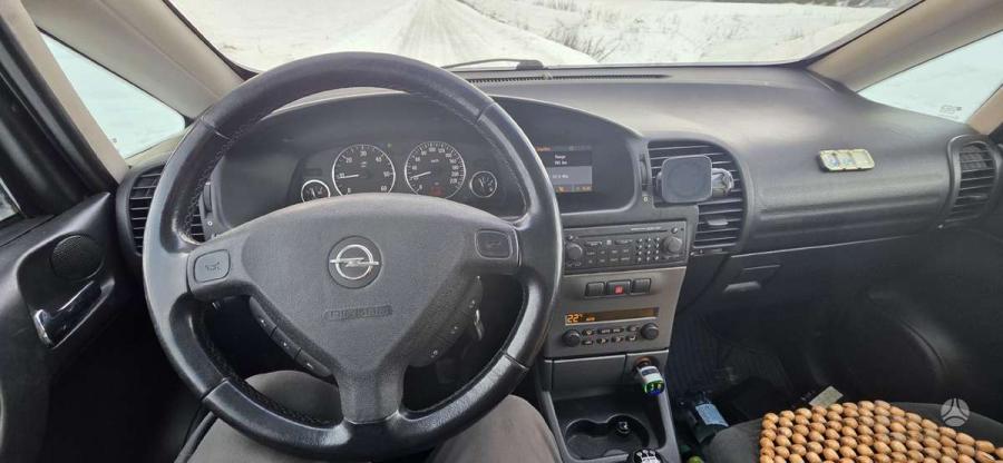 Zils Opel Zafira 2004 Viļņa, ar dzinēja tilpumu 2.00 L un nobraukumu 263 tūkst. km par 1000 €, foto 7 vietnē AUTOMOTO.COM.LV