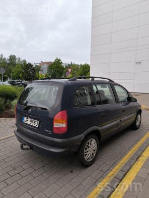 Zils Opel Zafira 1999 Rīga, ar dzinēja tilpumu 2.00 L un nobraukumu 297 tūkst. km par 1250 €, foto 4 vietnē AUTOMOTO.COM.LV