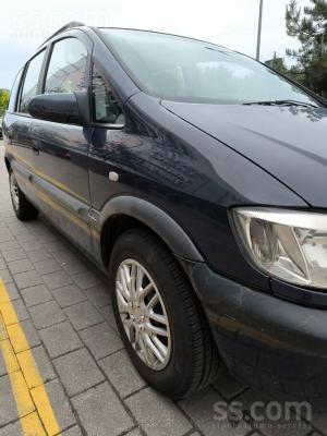 Zils Opel Zafira 1999 Rīga, ar dzinēja tilpumu 2.00 L un nobraukumu 297 tūkst. km par 1250 €, foto 9 vietnē AUTOMOTO.COM.LV