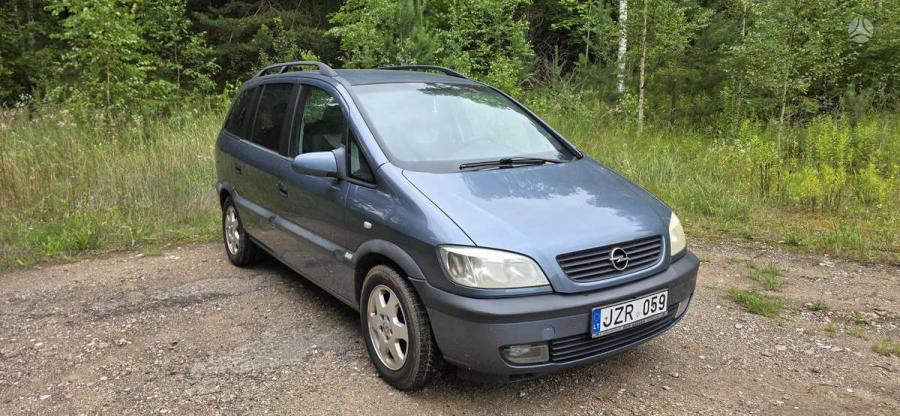 Blue Opel Zafira 1999 in Vilnius, with an engine capacity of 1.80 L and mileage of 322 thousand km for 1100 €, photo 3 on AUTOMOTO.COM.LV