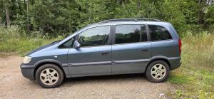 Blue Opel Zafira 1999 in Vilnius, with an engine capacity of 1.80 L and mileage of 322 thousand km for 1100 €, photo 5 on AUTOMOTO.COM.LV