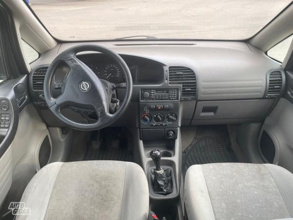 Zils Opel Zafira 2000 Viļņa, ar dzinēja tilpumu 2.00 L un nobraukumu 239 tūkst. km par 980 €, foto 5 vietnē AUTOMOTO.COM.LV