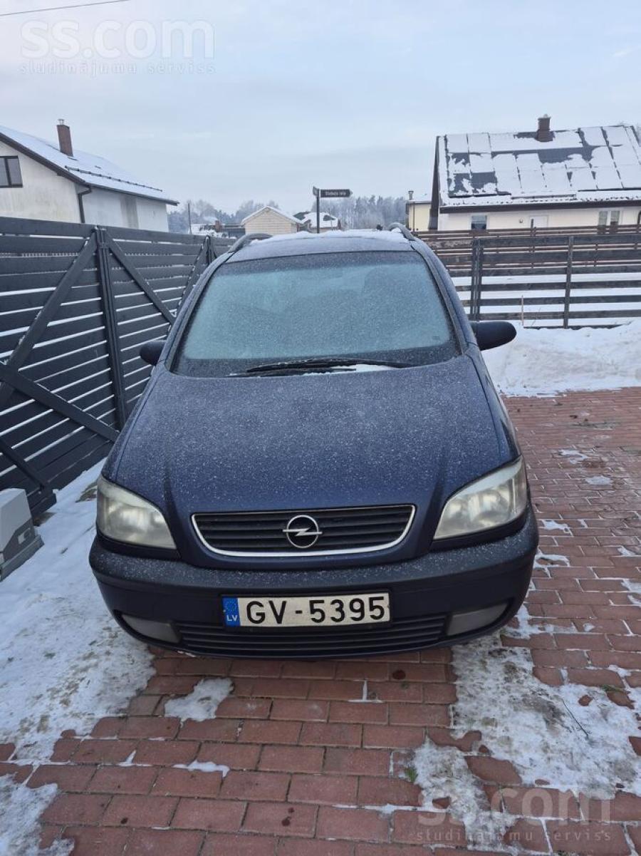 Zils Opel Zafira 2001 Rīga, ar dzinēja tilpumu 2.20 L un nobraukumu 270 tūkst. km par 650 €, foto 1 vietnē AUTOMOTO.COM.LV