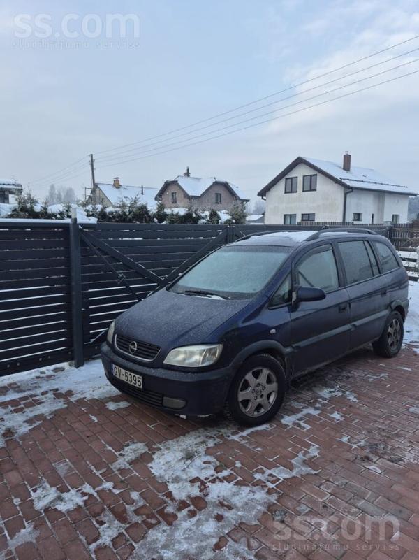 Zils Opel Zafira 2001 Rīga, ar dzinēja tilpumu 2.20 L un nobraukumu 270 tūkst. km par 650 €, foto 2 vietnē AUTOMOTO.COM.LV