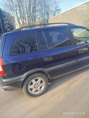 Blue Opel Zafira 2001 in Vilnius, with an engine capacity of 2.00 L and mileage of 370 thousand km for 1500 €, photo 4 on AUTOMOTO.COM.LV