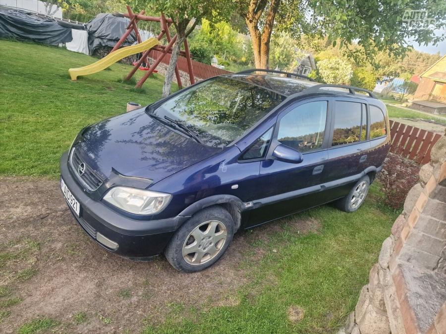 Blue Opel Zafira 2001 in Anyksciai, with an engine capacity of 2.00 L and mileage of 400 thousand km for 490 €, photo 1 on AUTOMOTO.COM.LV