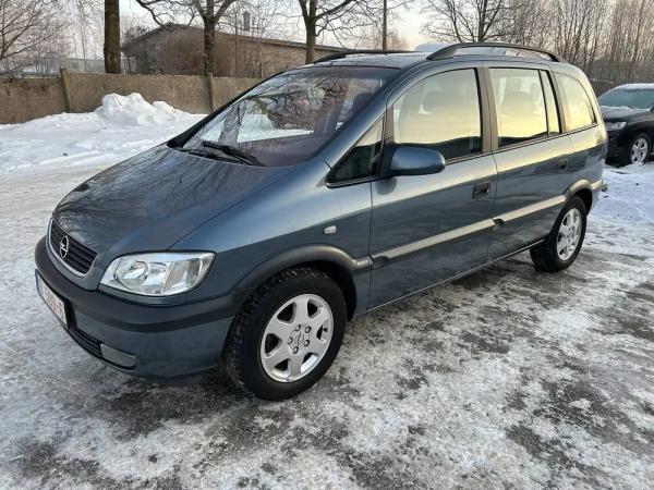 Синий Опель Зафира 2001 в Лимбажи, объемом двигателя 1.80 л и пробегом 94 тыс. км за 2950 €, фото 1 на AUTOMOTO.COM.LV
