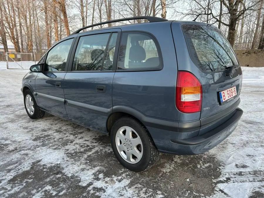 Синий Опель Зафира 2001 в Лимбажи, объемом двигателя 1.80 л и пробегом 94 тыс. км за 2950 €, фото 7 на AUTOMOTO.COM.LV