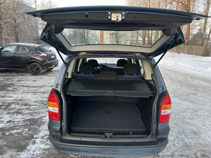 Синий Опель Зафира 2001 в Лимбажи, объемом двигателя 1.80 л и пробегом 94 тыс. км за 2950 €, фото 8 на AUTOMOTO.COM.LV