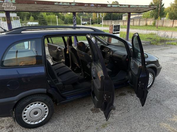 Blue Opel Zafira 2001 in Vilnius, with an engine capacity of 2.00 L and mileage of 323 thousand km for 950 €, photo 6 on AUTOMOTO.COM.LV