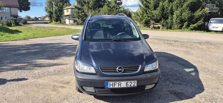 Синий Опель Зафира 2001 в Вильнюс, объемом двигателя 2.00 л и пробегом 401 тыс. км за 1100 €, фото 1 на AUTOMOTO.COM.LV
