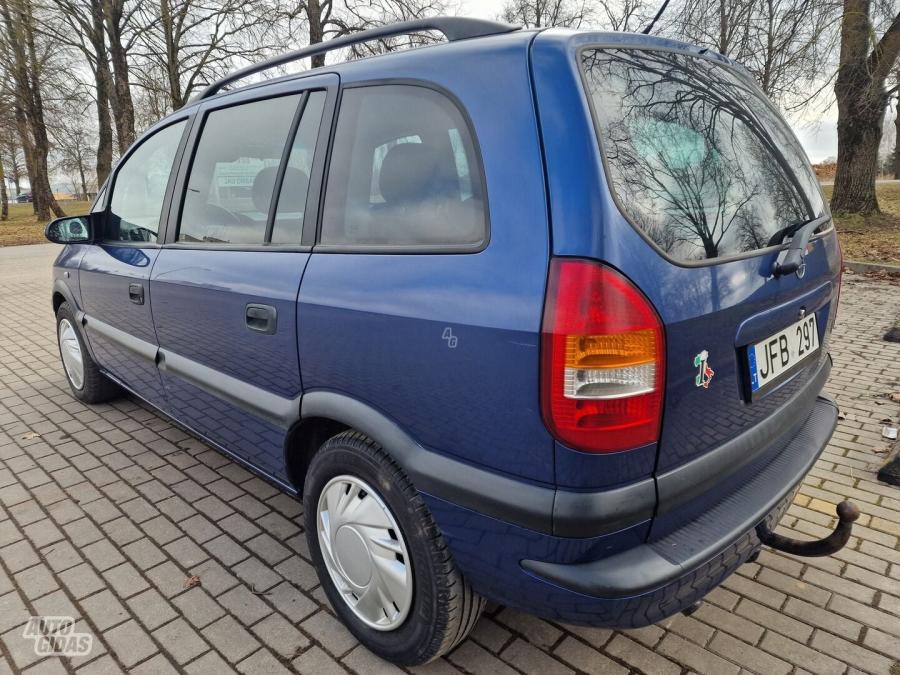 Blue Opel Zafira 2002 in Ukmerge, with an engine capacity of 2.00 L and mileage of 250 thousand km for 750 €, photo 4 on AUTOMOTO.COM.LV