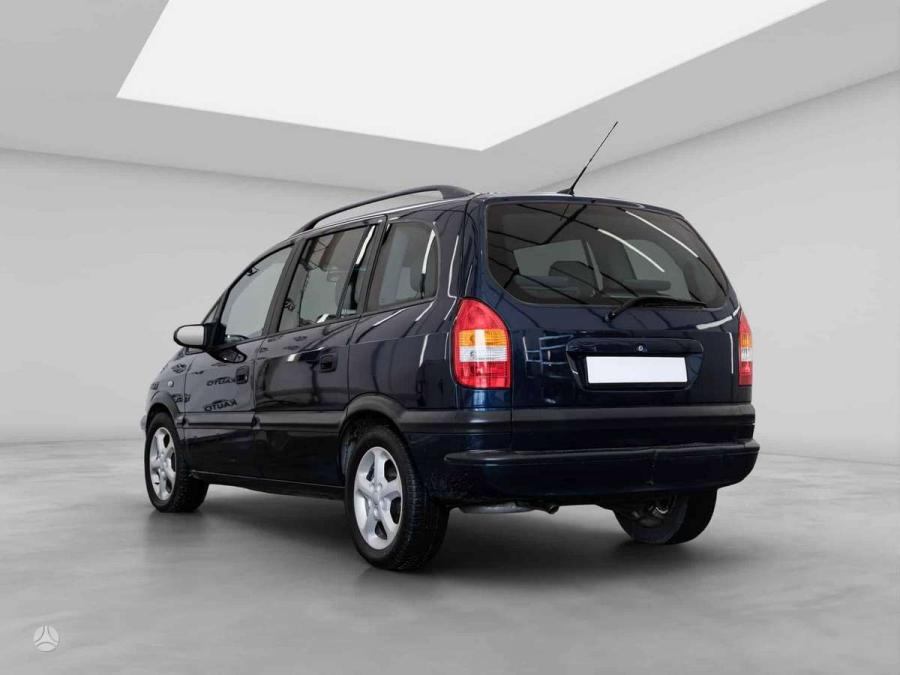 Zils Opel Zafira 2002 Kauņa, ar dzinēja tilpumu 2.20 L un nobraukumu 224 tūkst. km par 390 €, foto 3 vietnē AUTOMOTO.COM.LV
