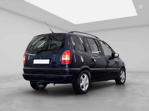 Zils Opel Zafira 2002 Kauņa, ar dzinēja tilpumu 2.20 L un nobraukumu 224 tūkst. km par 390 €, foto 4 vietnē AUTOMOTO.COM.LV