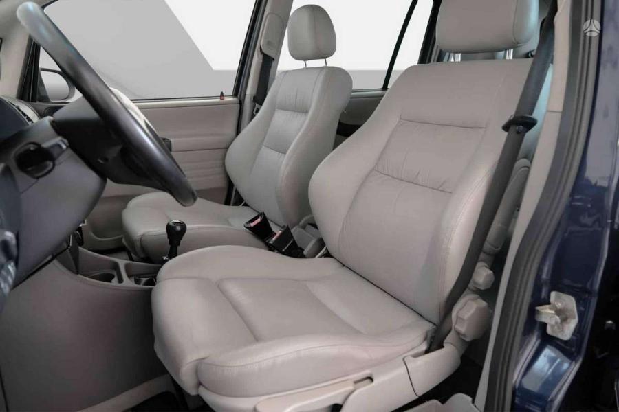 Zils Opel Zafira 2002 Kauņa, ar dzinēja tilpumu 2.20 L un nobraukumu 224 tūkst. km par 390 €, foto 6 vietnē AUTOMOTO.COM.LV