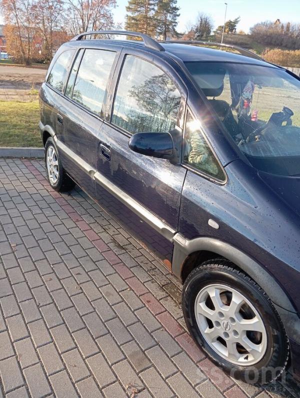 Zils Opel Zafira 2003 Rēzekne, ar dzinēja tilpumu 2.20 L un nobraukumu 334 tūkst. km par 1200 €, foto 2 vietnē AUTOMOTO.COM.LV