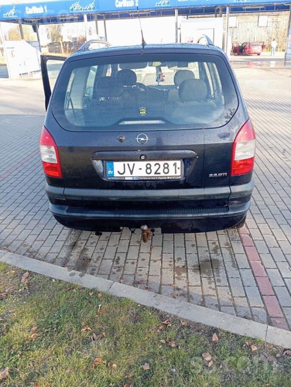 Zils Opel Zafira 2003 Rēzekne, ar dzinēja tilpumu 2.20 L un nobraukumu 334 tūkst. km par 1200 €, foto 3 vietnē AUTOMOTO.COM.LV