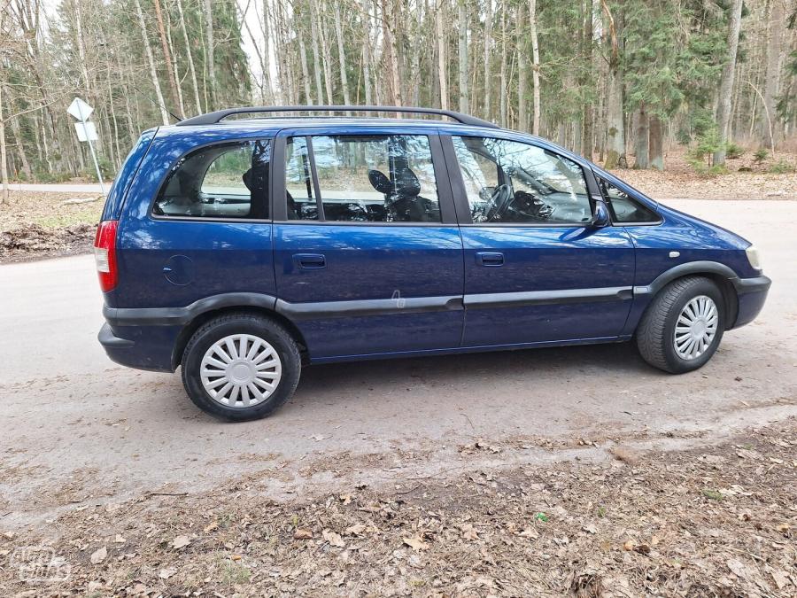 Blue Opel Zafira 2003 in Vilnius, with an engine capacity of 2.00 L and mileage of 224 thousand km for 799 €, photo 5 on AUTOMOTO.COM.LV